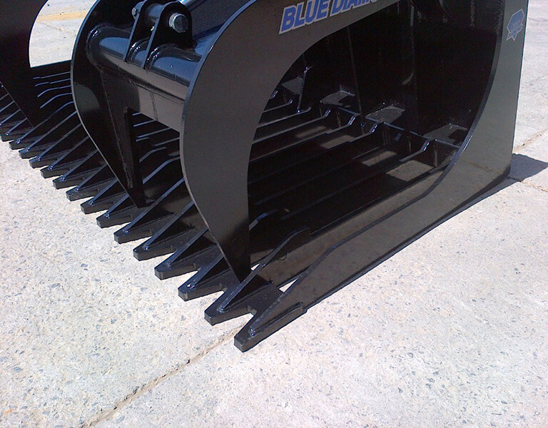 Blue Diamond Extreme Duty Rock Bucket | Find the Right Tool For the ...